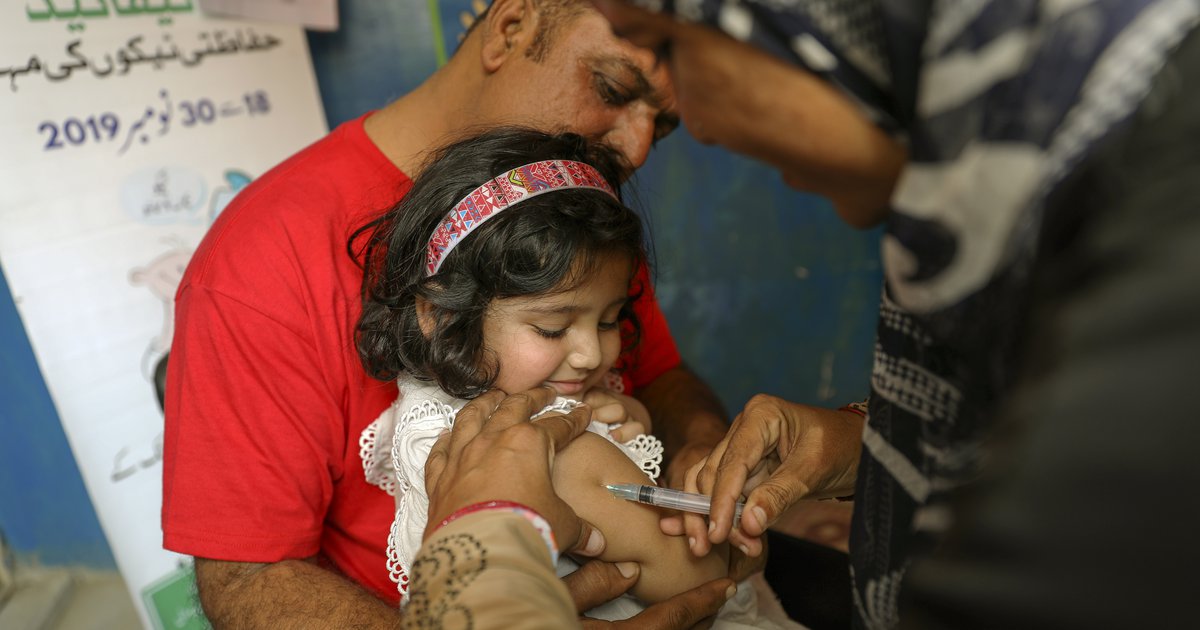 Leading the way: Pakistan introduces typhoid conjugate vaccine | PATH